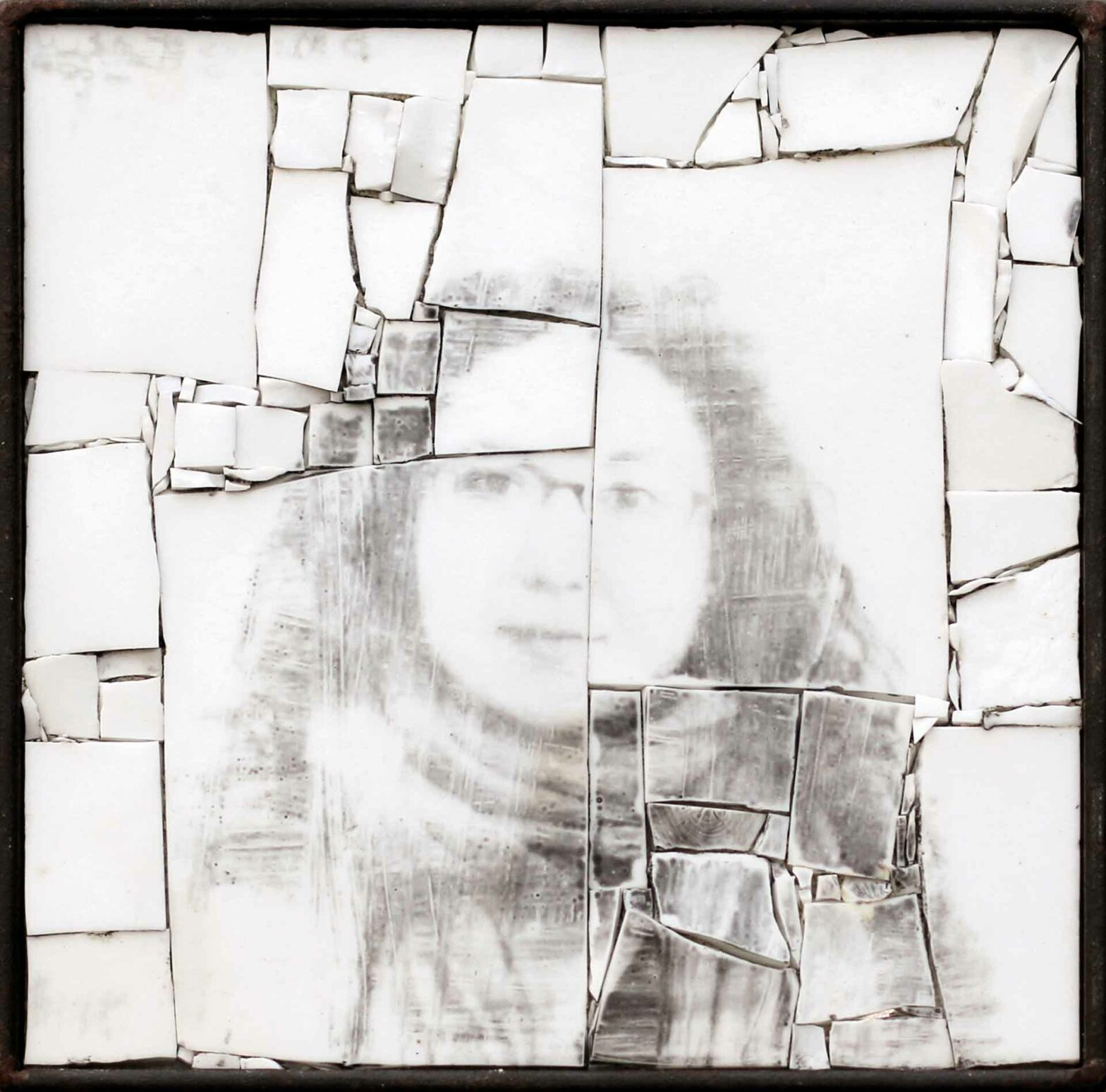 Anonymous Figuration, Mosaic Portraits & Photography – Clément Mitéran